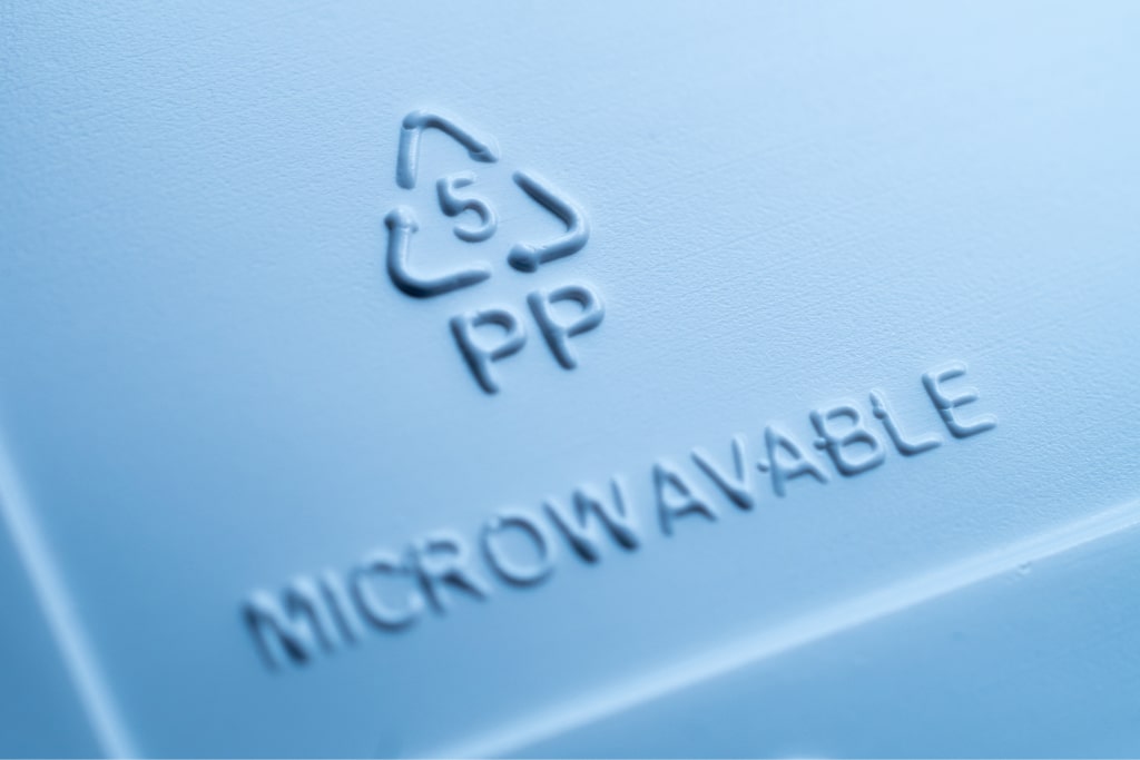 Polyethylene vs Polypropylene: What's the Difference? | Renegade Plastics